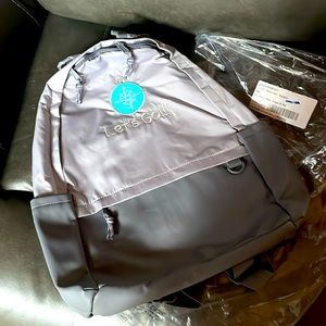 thirty-one - Poshmark